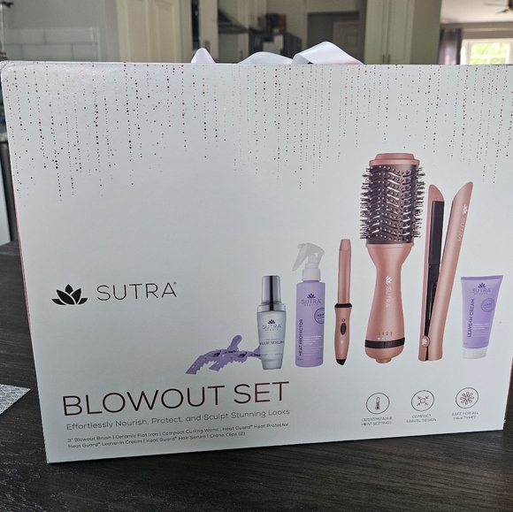 Sutra | Hair | Nwtnib Sutra Blowout 8pc Set | Poshmark